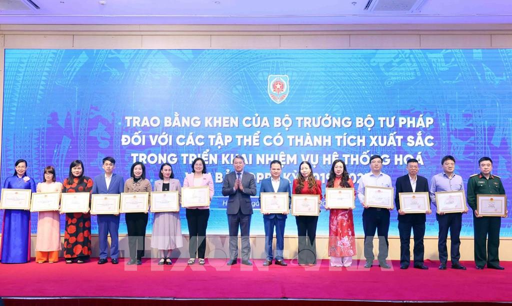 Công bố Bộ pháp điển Việt Nam - Nhân quyền Việt Nam